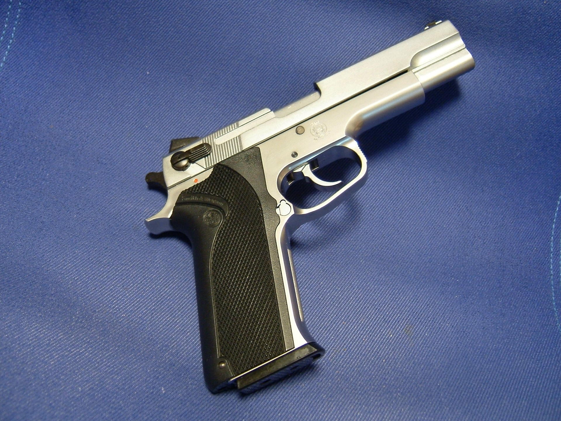 30％割引ホワイト系【海外 正規品】 超稀少ブローバック タナカ S& W M1076 トイガン ミリタリーホワイト系-OTA.ON ...